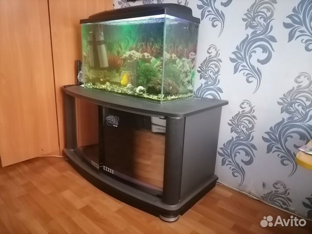 Аквариум с тумбой